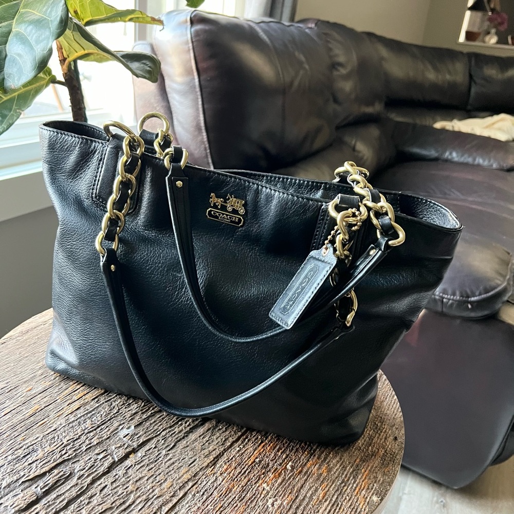 Coach Madison Purse / Tote, Black Leather, Gold Chain - Gem